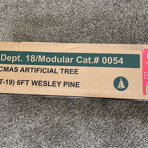 Other | New Holiday Time Wesley Pine Green Artificial Christmas Tree6 ...
